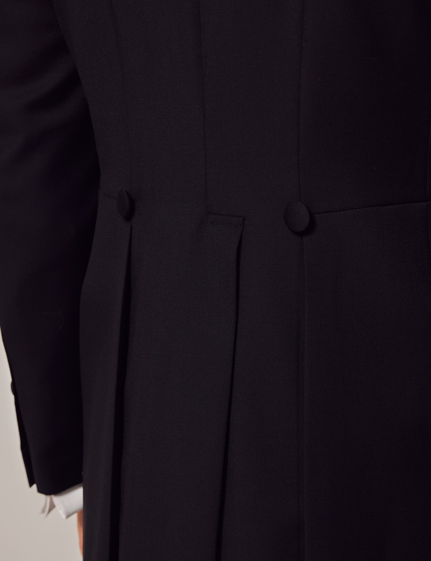 Men's Black Italian Wool Morning Coat – 1913 Collection | Hawes & Curtis